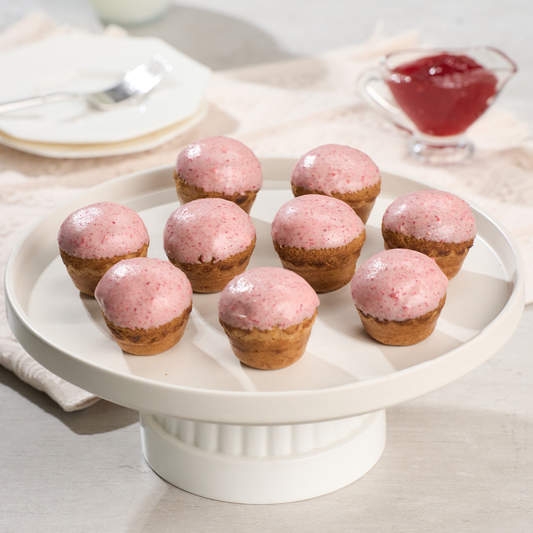 Gluten-Free Mascarpone Puffs Strawberry - 9 pcs – Healthy Options